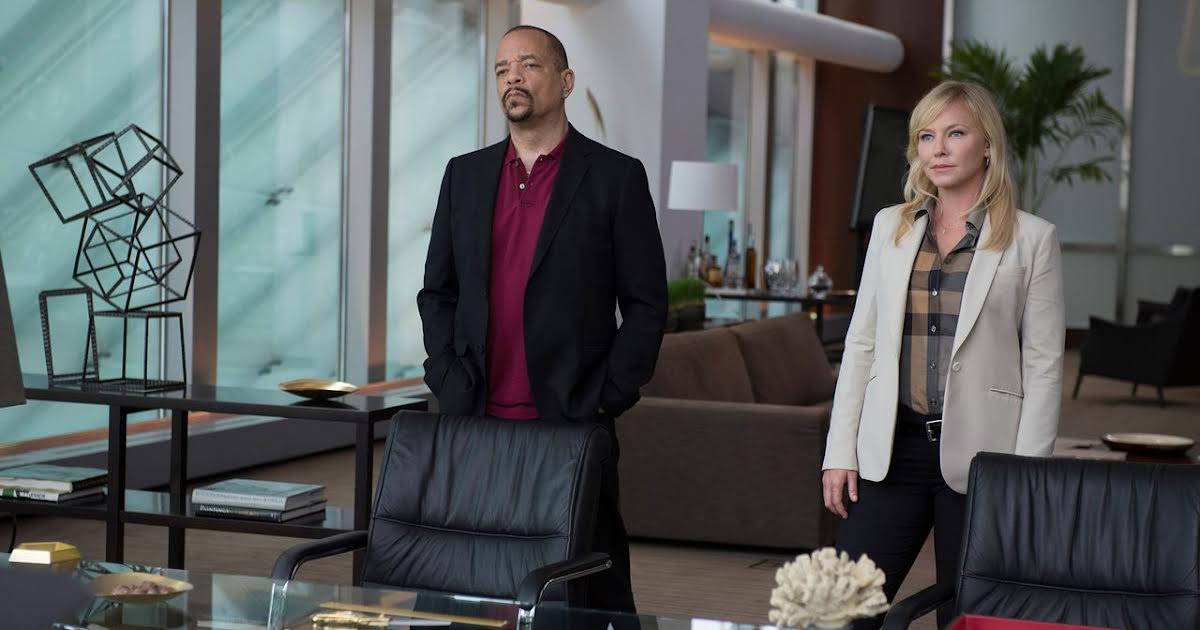 12:55 AM: Law & Order: Special Victims Unit (S16 E2) (S16) | 5 USA | 1/ ...