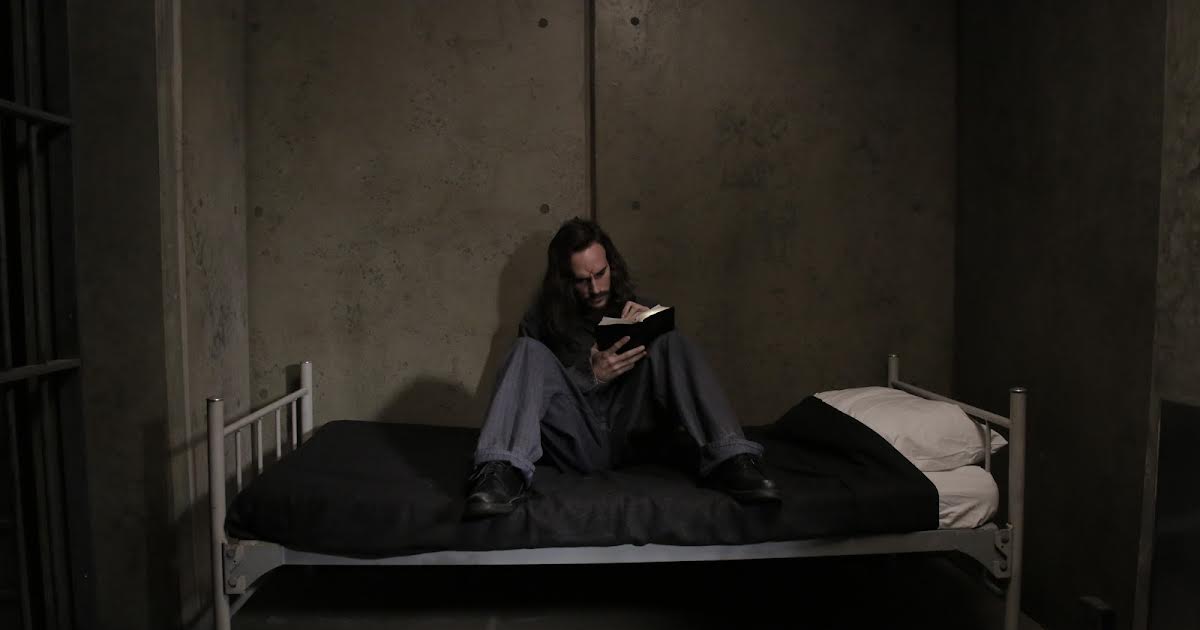 23/6 - 02:25 | People Magazine Investigates på Kanal 4