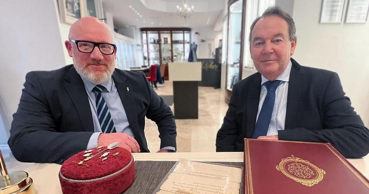 12:30 PM: Bargain Hunt (S68) | BBC One Channel Islands | 1/18 2026