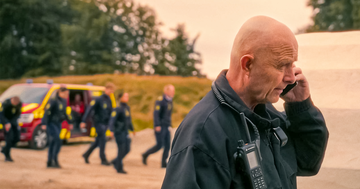 27/5 20:30 | Bomberydderne på DR1