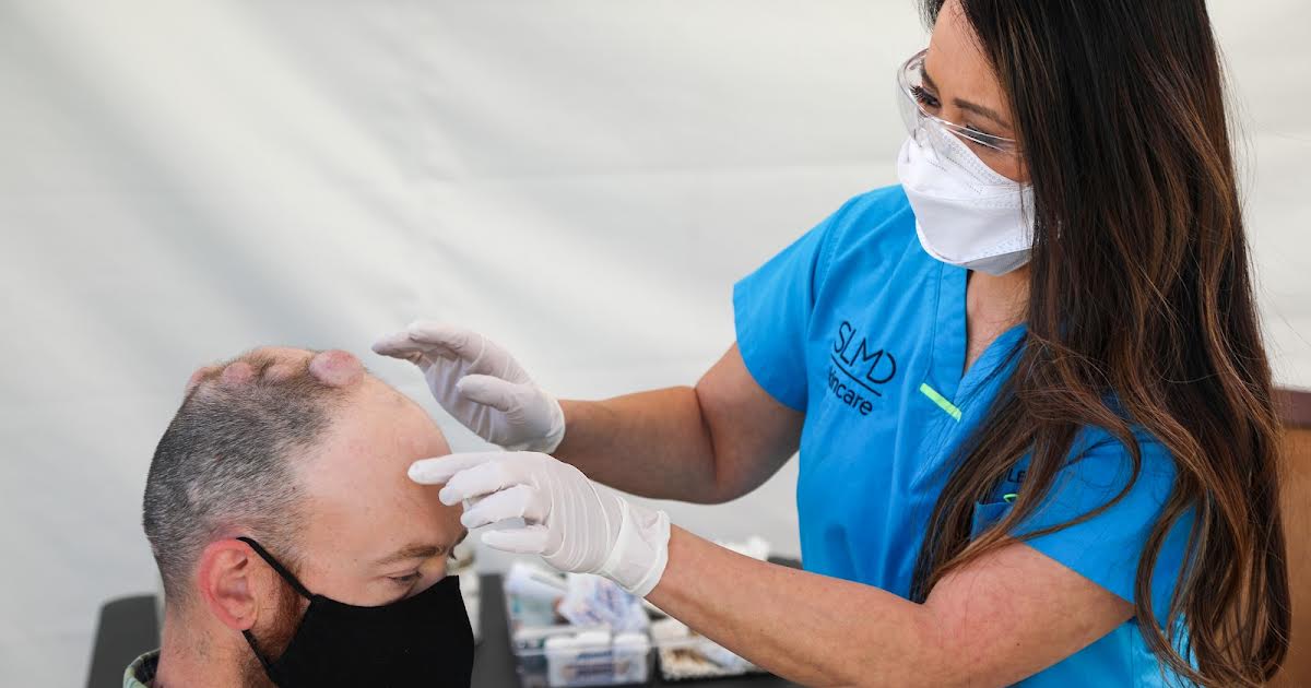 12/11 00:25 | Dr. Pimple Popper på TLC