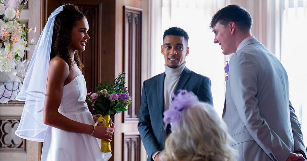 10:40 PM: Waterloo Road (S17 E8) (S17) | BBC One Channel Islands | 1/27 ...