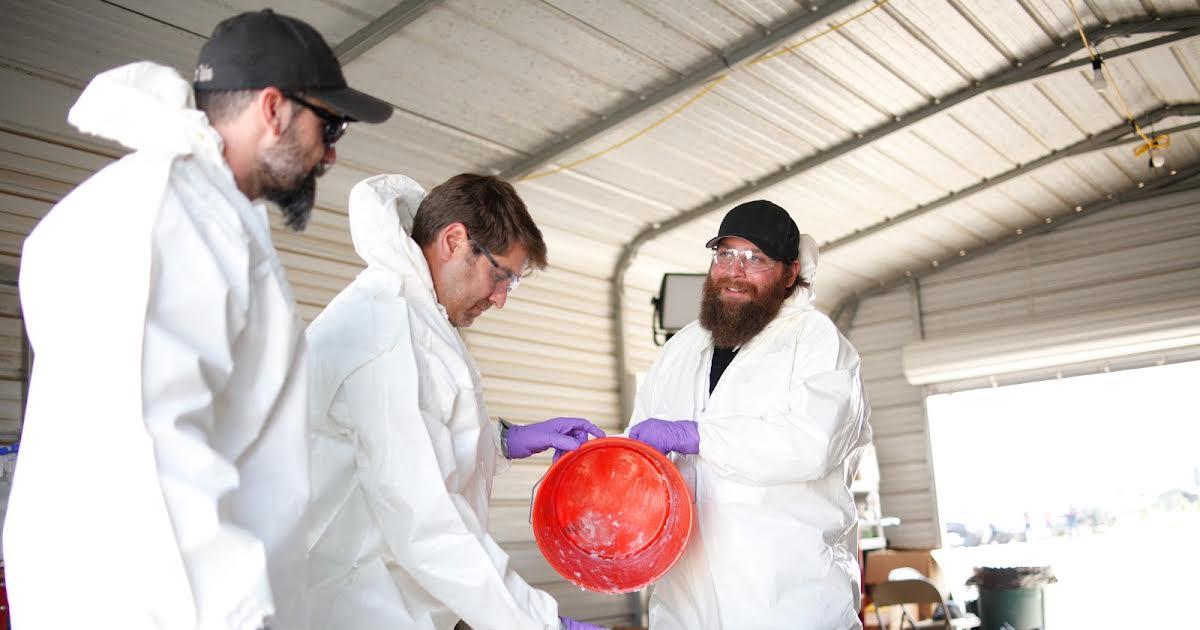 25/11 23:30 | The Explosion Show på Discovery Science