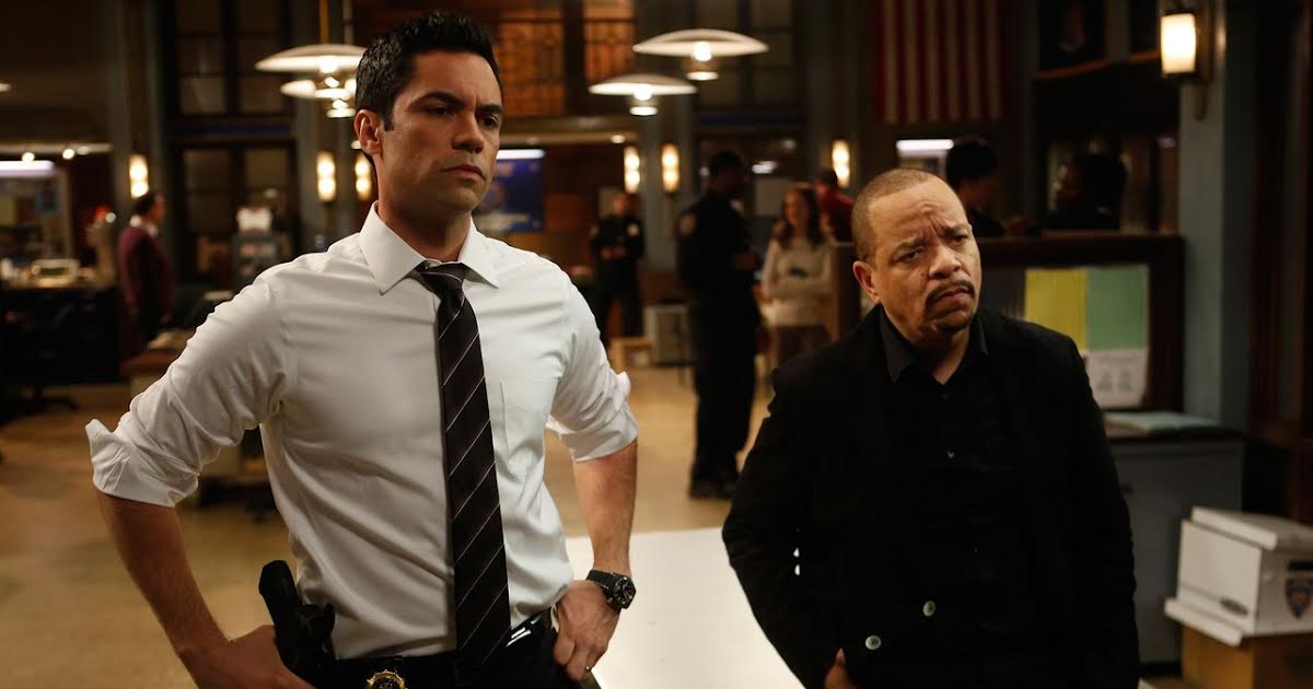 11:55 PM: Law & Order: Special Victims Unit (S15 E18) (S15) | 5 USA ...