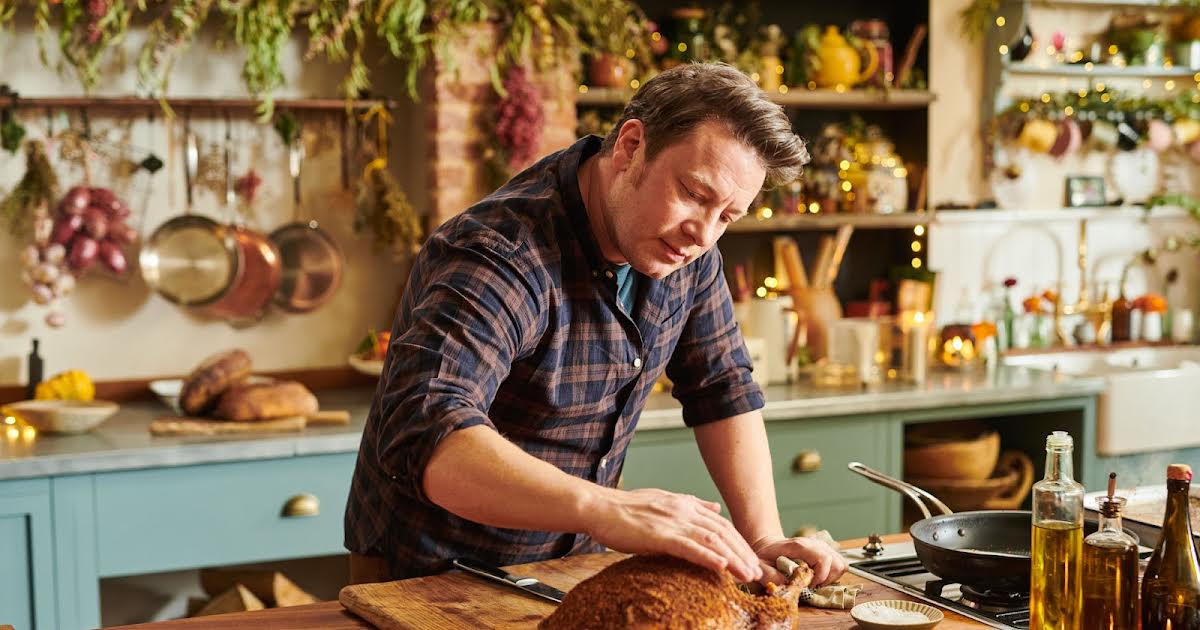 27/12 18:05 | Jamie's One Pan Wonders At Christmas