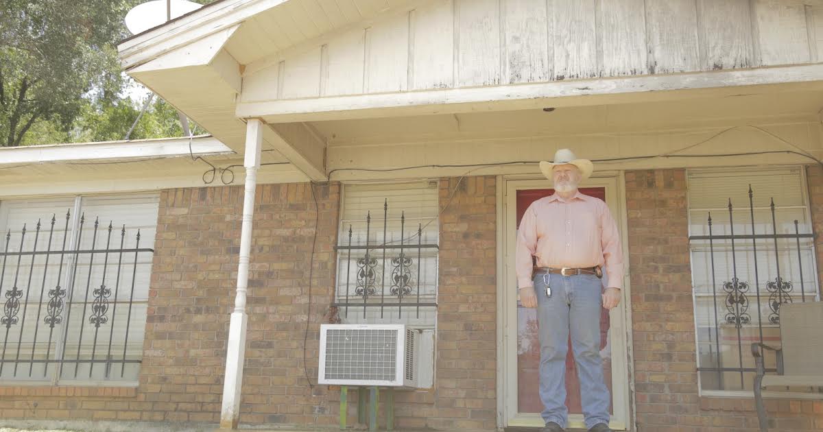 26/1 05:00 | People Magazine Investigates: Surviving A Serial Killer