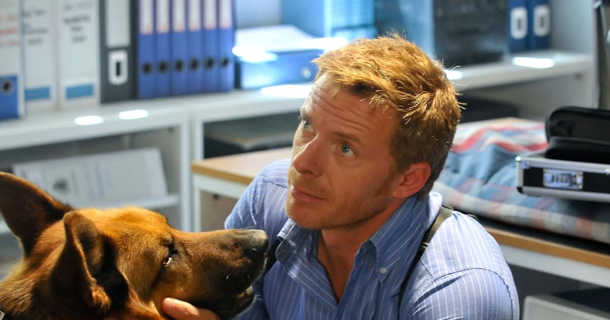 4/3 01:35 | Kommissær Rex på TV2 Charlie