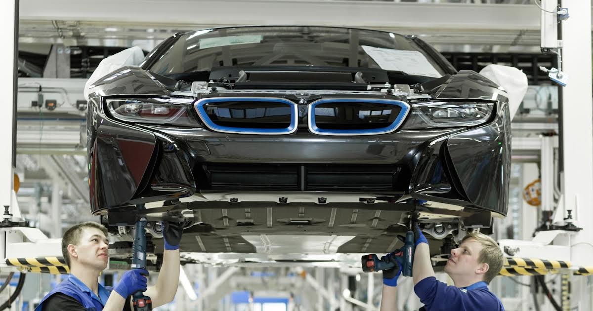 9/2 12:00 | How It's Made: Dream Cars